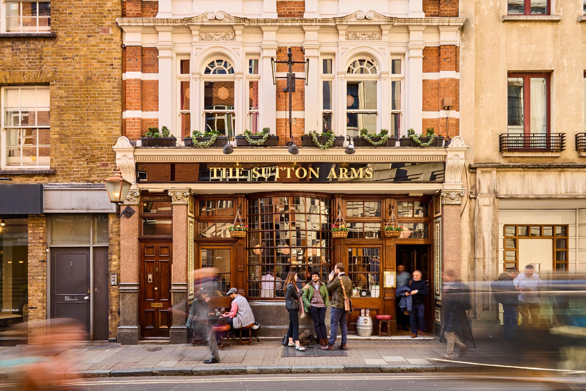 The Sutton Arms - Fuller's Pub and Restaurant in Barbican